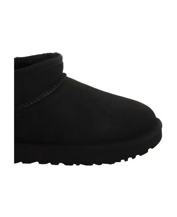 UGG Logo Boots