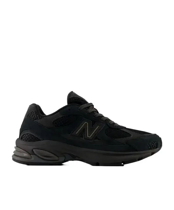 NEW BALANCE 2010 Lace-up Sneakers
