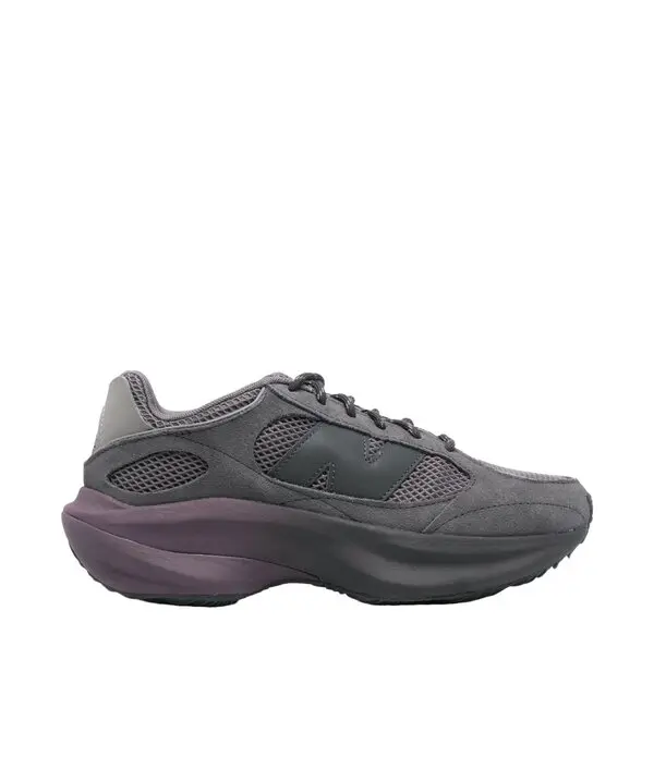 NEW BALANCE Laced Sneakers