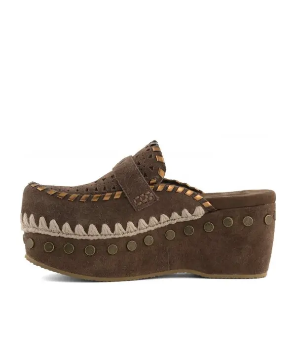 Mou Clog Leather Overstitching