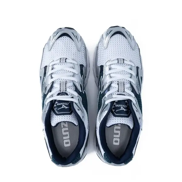 Mizuno Wave Rider 10 Sneakers