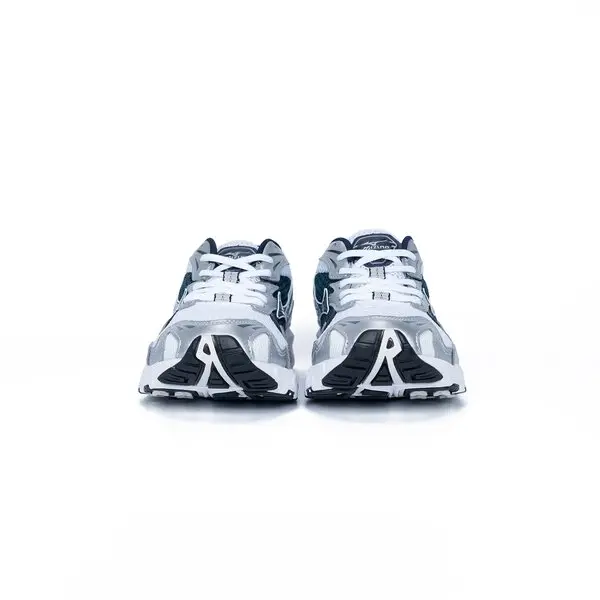 Mizuno Wave Rider 10 Sneakers