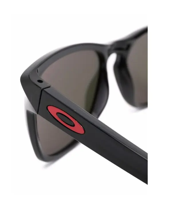 Oakley Mirrored-lense Sunglasses
