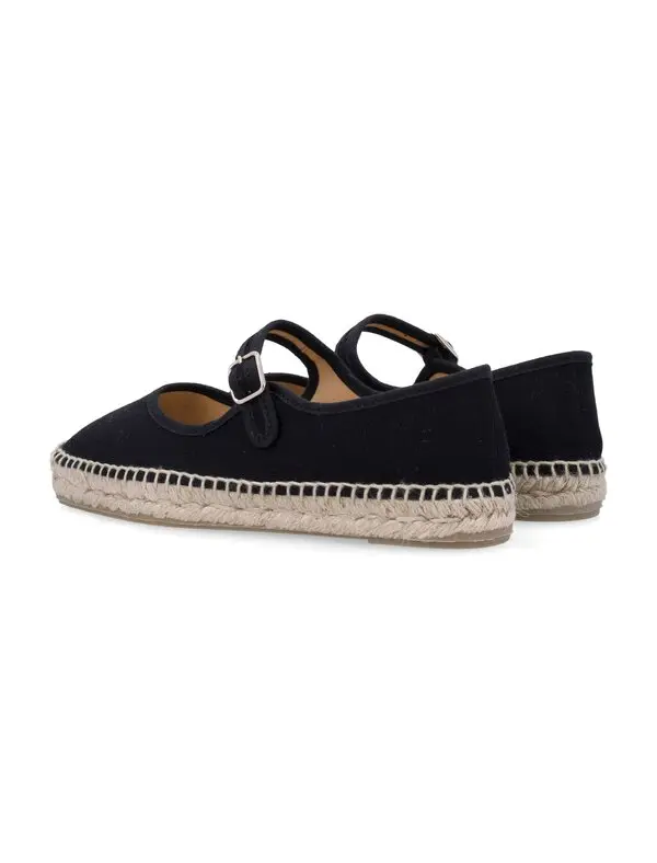 CastaÑer Round Toe Flat Shoes
