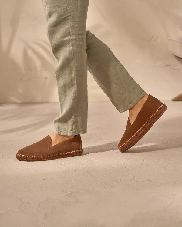 Manebí Round-headed Casual Shoes