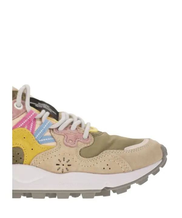 FLOWER MOUNTAIN Round-toe Sneakers