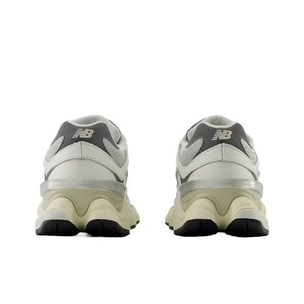 NEW BALANCE 9060 Sneakers