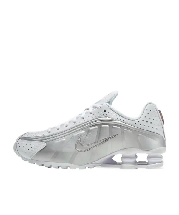 Nike Shox R4 Sneakers