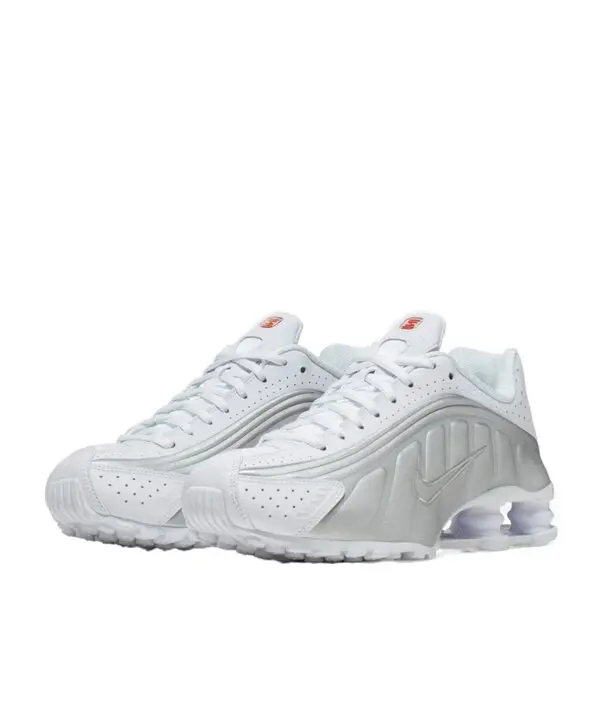 Nike Shox R4 Sneakers
