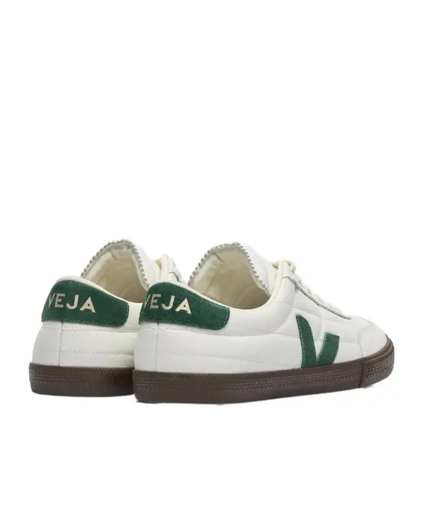 VEJA Logo Patch Panenka Sneakers