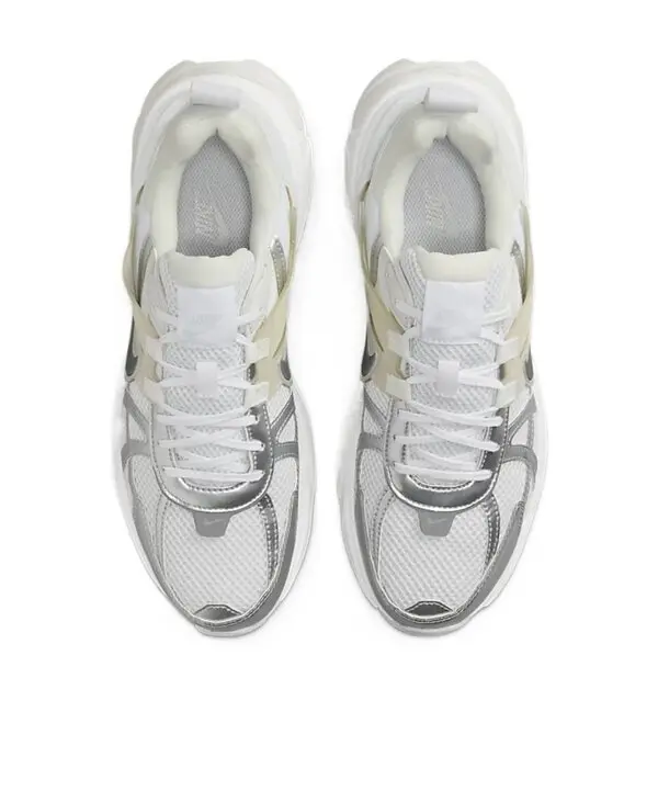 Nike V2k Run Lace-up Sneakers