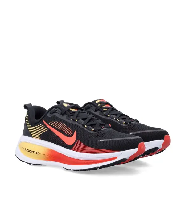 Nike Vomero 18 Running Sneakers - Black