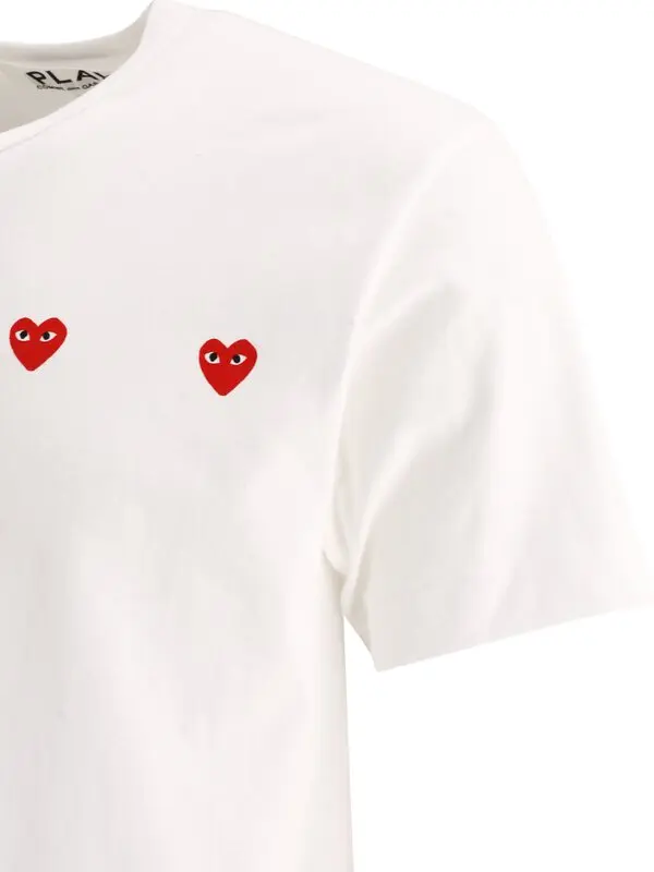 Play Comme Des Garcon Triple Hearts T-shirt