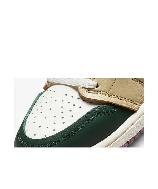 Nike Mm High 'galactic Jade' Sneakers