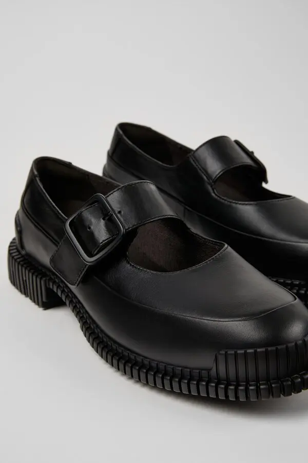 Camper Round-toe Buckle Loafers