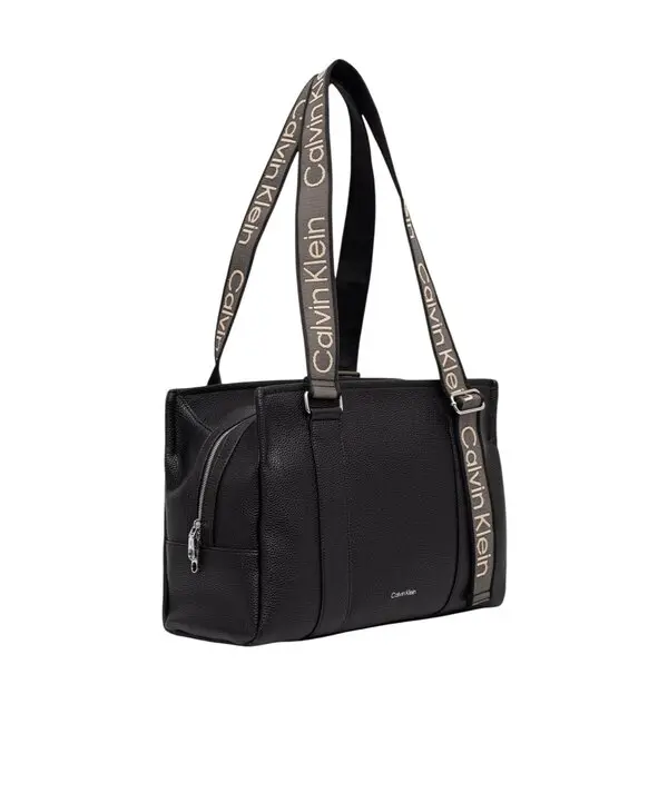 Calvin Klein Zippered Shoulder Bag
