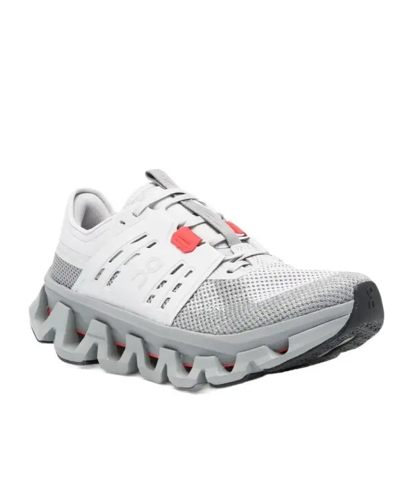 On Cloudswift Amp Sneakers