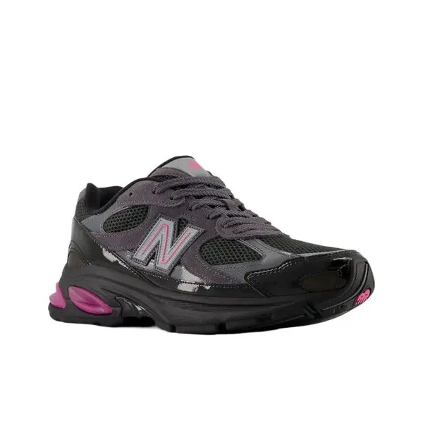 NEW BALANCE 2010 Mesh Panelled Sneakers