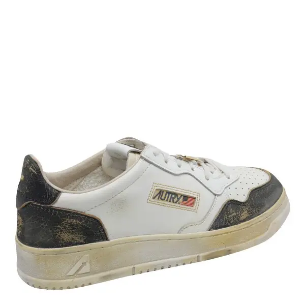 AUTRY Round-toe Casual Shoes