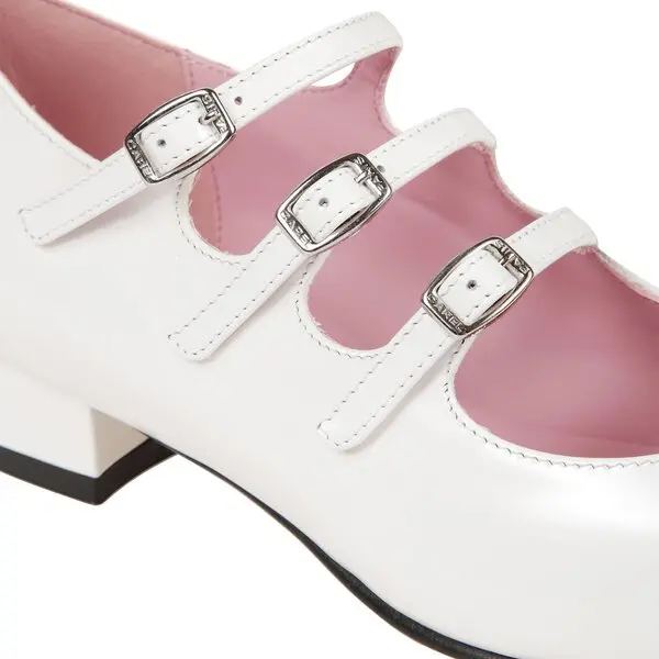 CAREL Buckle Flats