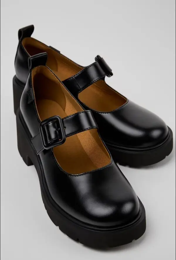 Camper Buckled Platform Pumps
