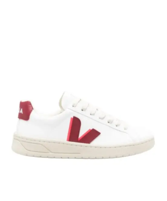VEJA Logo Patch Lace-up Sneakers