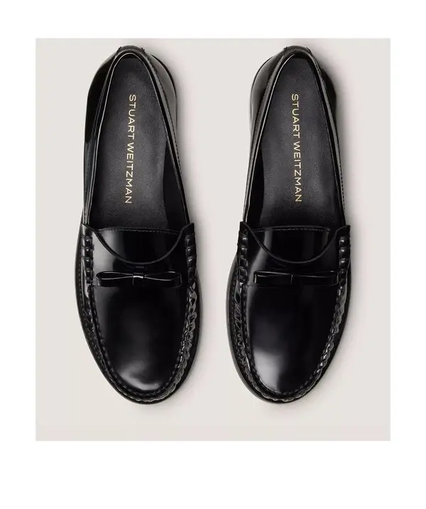 STUART WEITZMAN Round Head Loafer Shoes