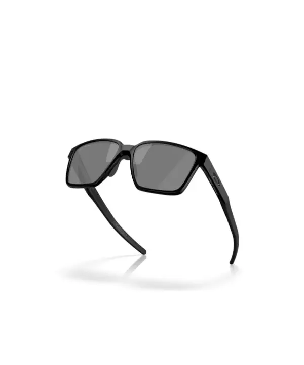 Oakley Geometric Frame Sunglasses