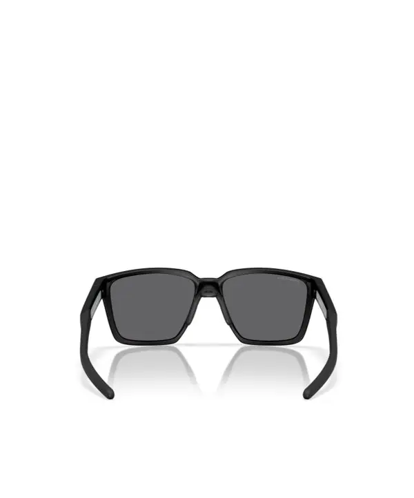Oakley Geometric Frame Sunglasses