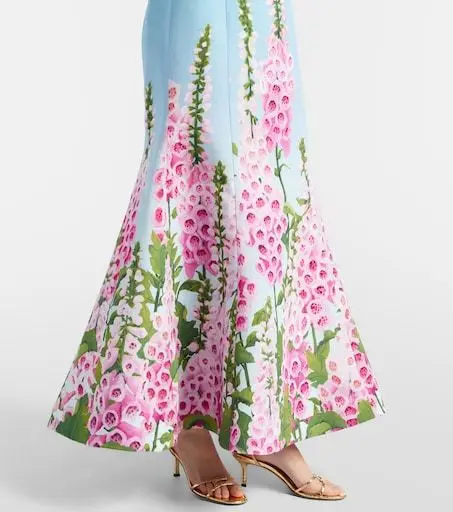 Oscar De La Renta Strapless Floral Print Gown