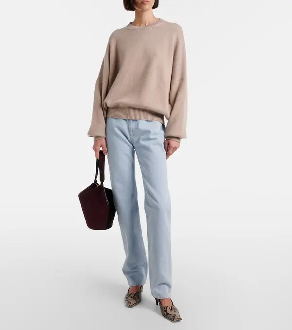 Khaite Margaux Oversized Cashmere Sweater - Beige