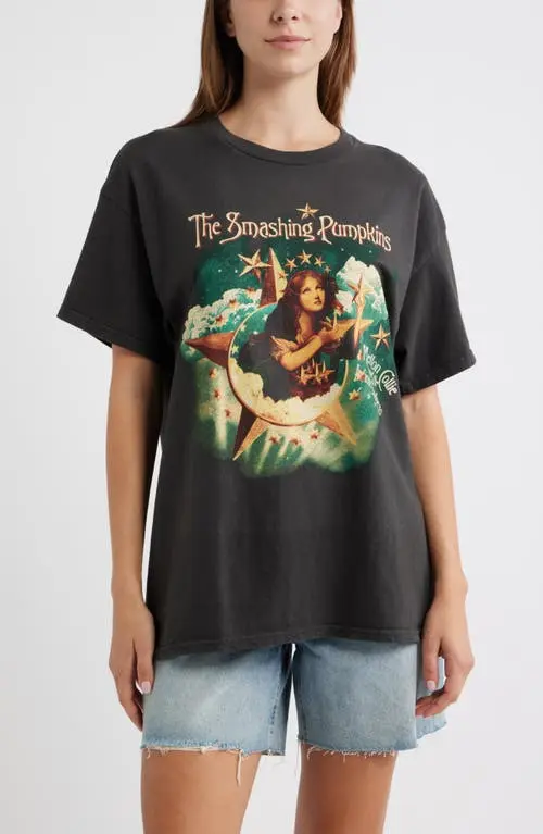 MERCH TRAFFIC Smashing Pumpkins Graphic T-shirt - Black