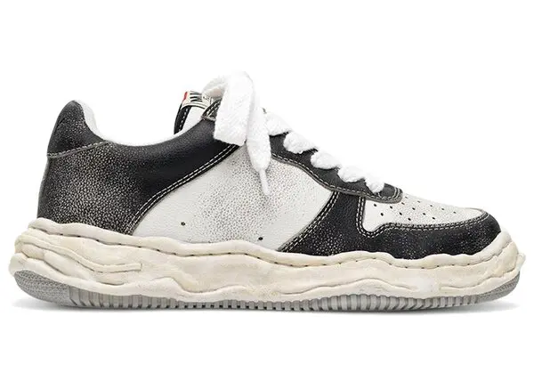 Mihara Yasuhiro Wayne Og Sole Shrink Leather Low Top Sneakers - Black/white