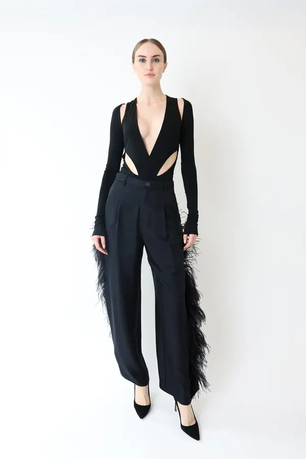 Lapointe Silky Twill Relaxed Pleated Pant With Feathers