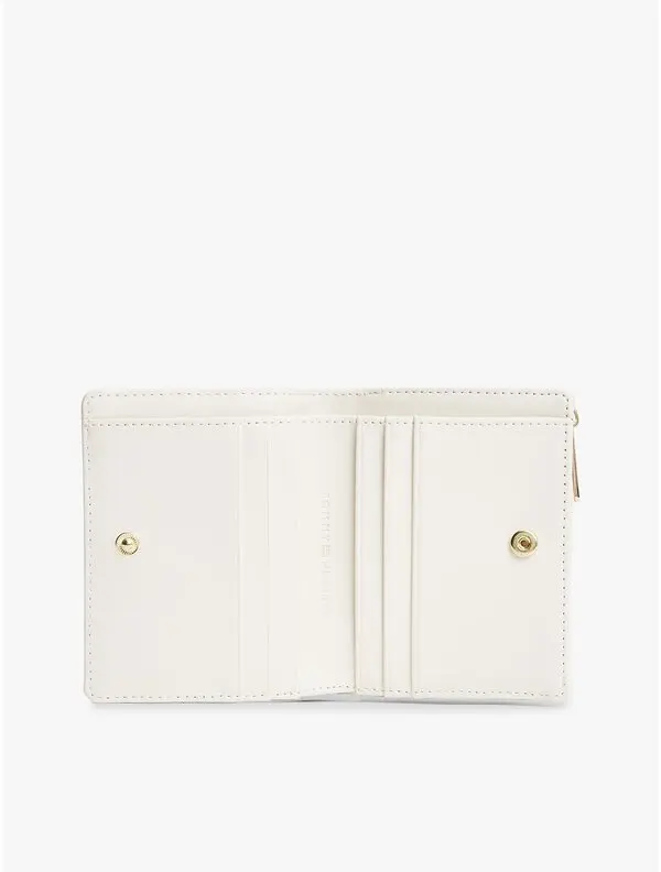 Tommy Hilfiger Quilted Bifold Wallet