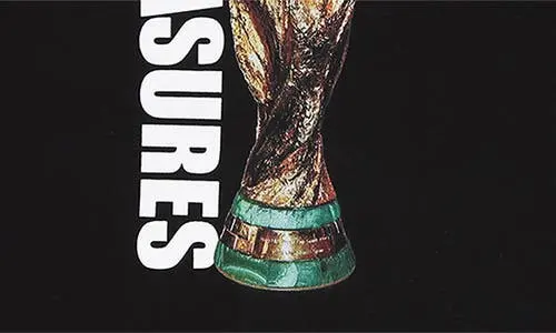PLEASURES World Cup Trophy Raglan Graphic T-shirt