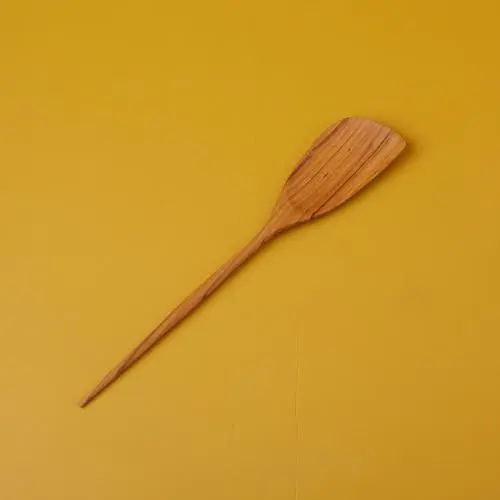 BE HOME Padma Teak Corner Spoon