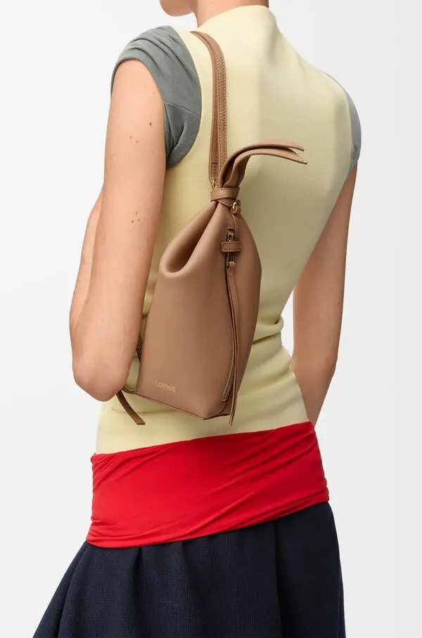 Loewe Scarf Backpack In Smooth Leather Skin - Mocha
