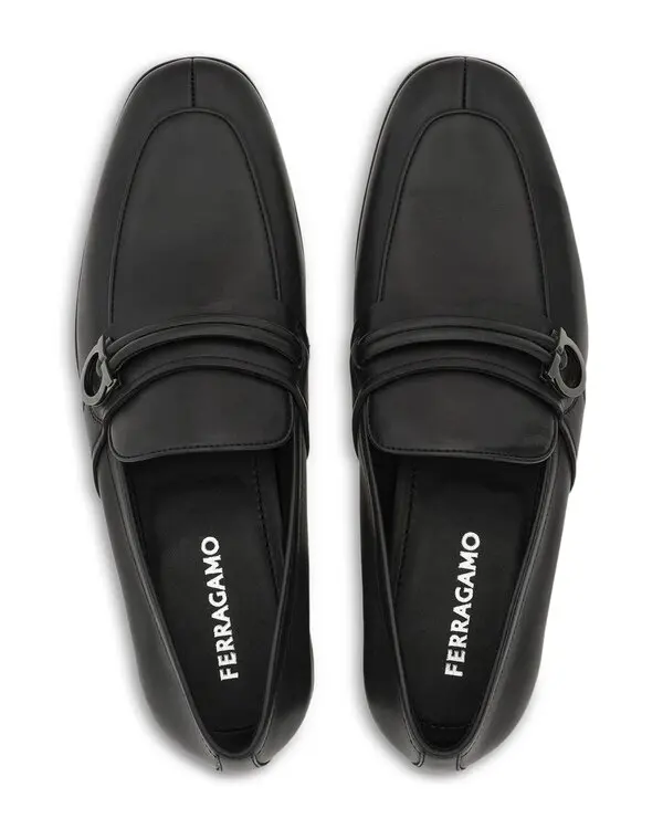 FERRAGAMO Gancini Ornament Moccasin Loafers - Nero