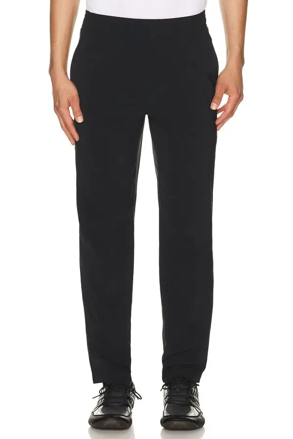 TRIBE AND TRUE Fit Pants In Black - Noirsilk