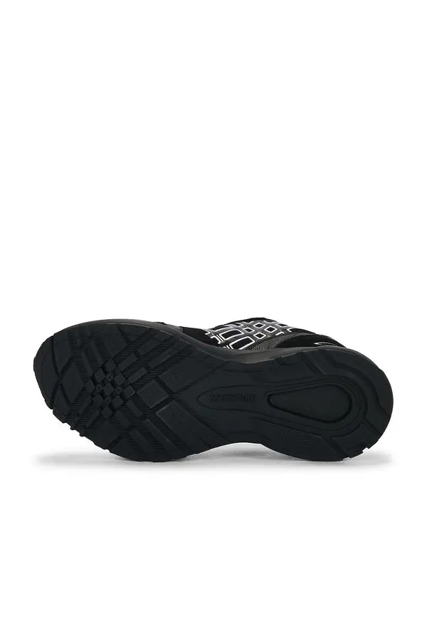 Burberry Eclipse Runner