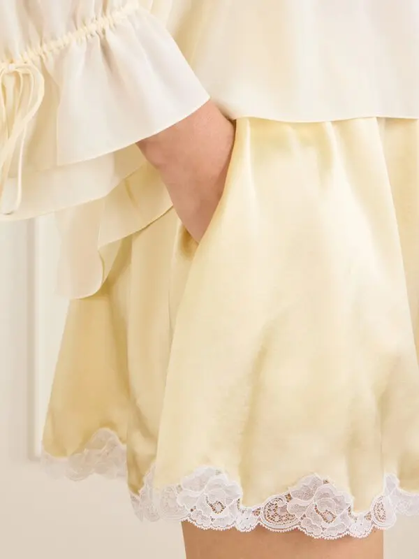Chloé Lace-trimmed Silk-satin Shorts