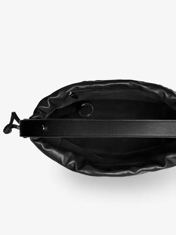 Bottega Veneta Bucket Intrecciato Leather Shoulder Bag - Black
