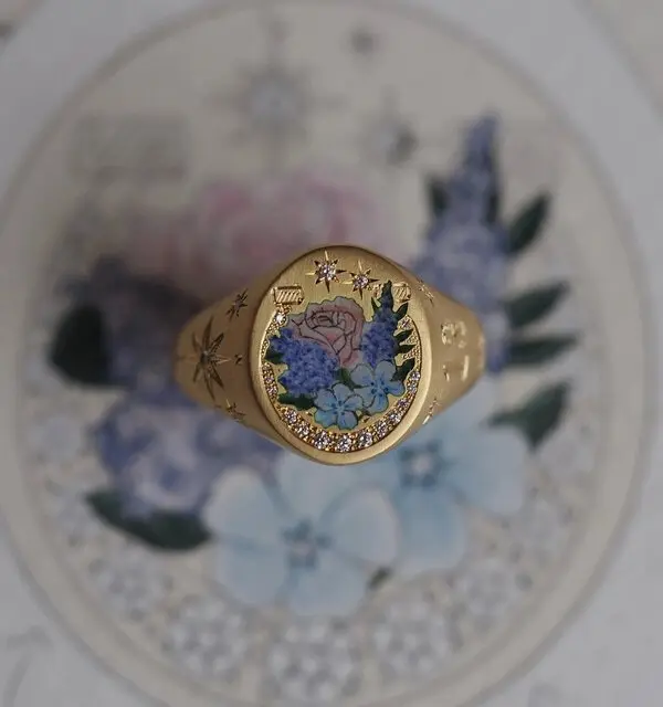 CECE JEWELLERY Wildflower Wanderer 18ct Yellow Signet Ring With Enamel And Diamonds