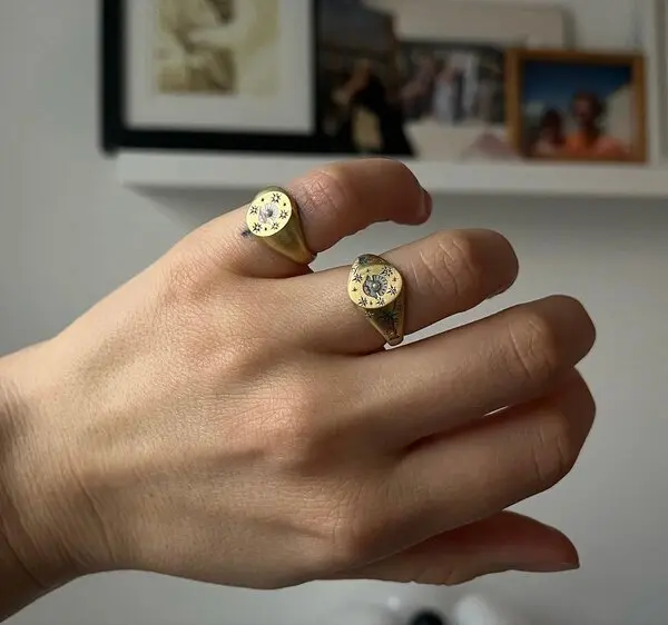 CECE JEWELLERY The Clam & Pearl Signet Ring