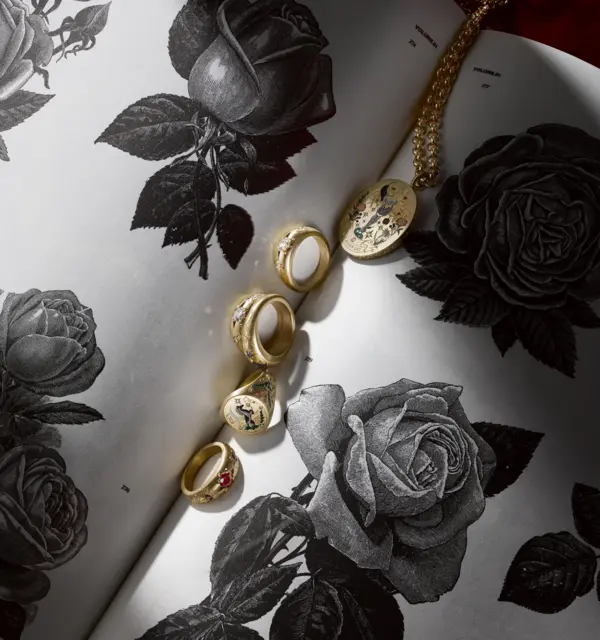 CECE JEWELLERY The Traveller’s Tale Signet Ring