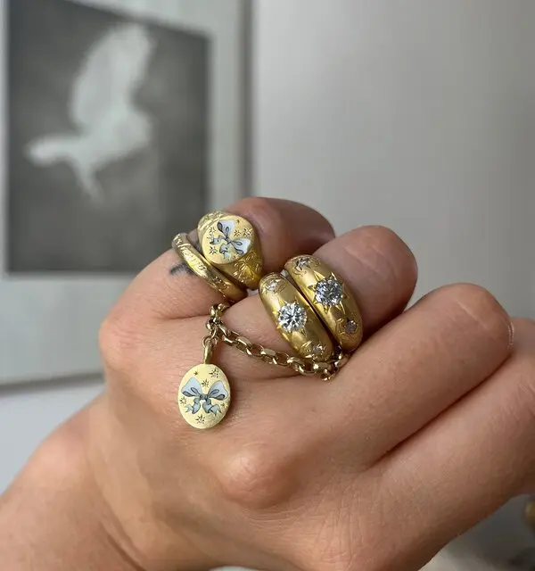 CECE JEWELLERY Wedding Bells Rococo Ribbon Ring With Enamel And Diamonds