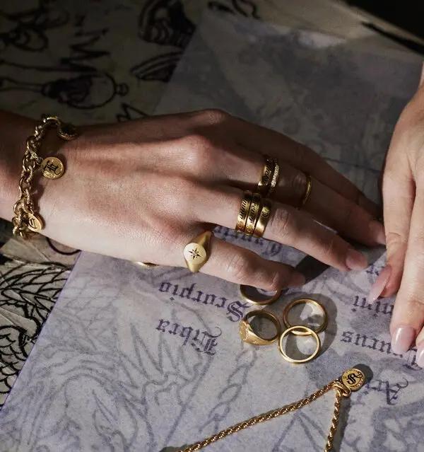 CECE JEWELLERY The Porthole Stacking Ring