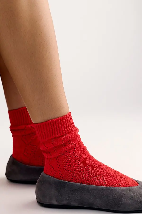 LE BON SHOPPE Modal Eyelet Socks - Red
