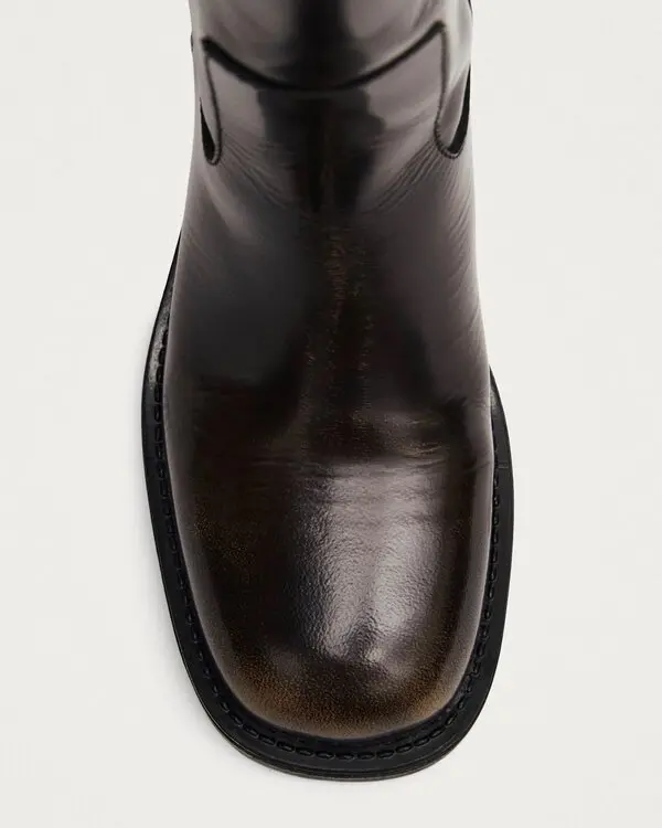 ALOHAS Round Toe Block Heel Boots